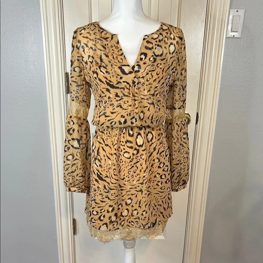 White House Black Market | Dresses | Whbm Ls Soft Blouson Leopard Print ...